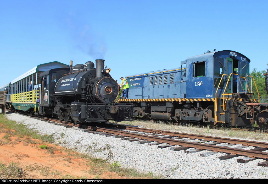 LVC 126 and RRWX 1276